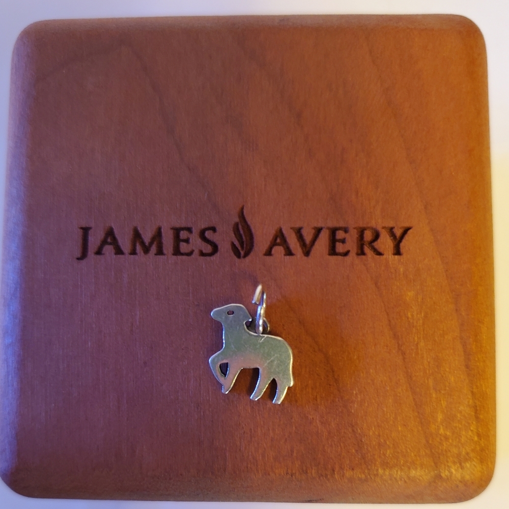 James Avery Retired Little Lamb Of God Charm - Gem